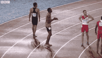 Here Is Usain Bolt Dancing To The Proclaimers Just Before Winning Relay ...