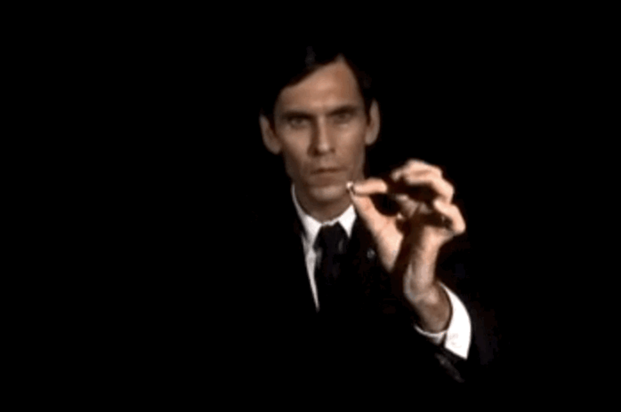 I Went To A Promotional Séance And It Was Bizarre