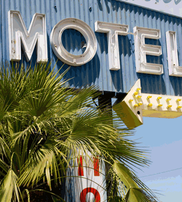 10 Signs You've Definitely Overstayed Your Welcome