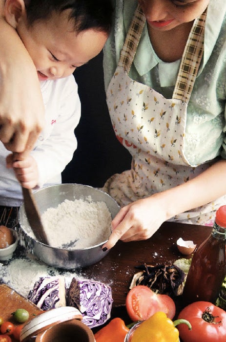 13 Ways To Make Dinner More Fun For Everyone