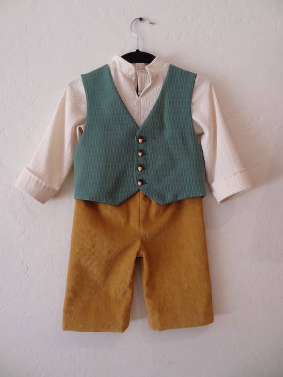 17 Essential Items For Your Trip To Middle-Earth