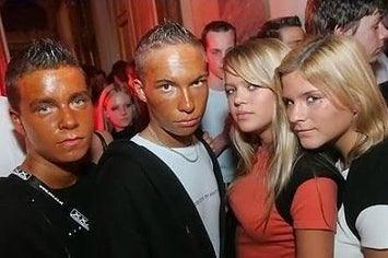 The Telltale Signs You Might Be A Total Douche