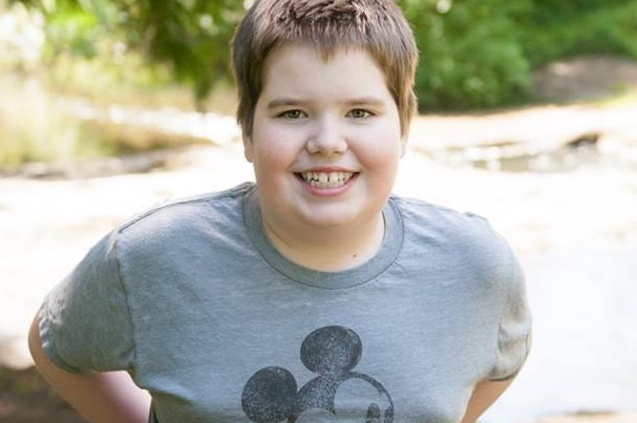 A Boy With Autism Is Receiving Mail From Around The World And It's A ...