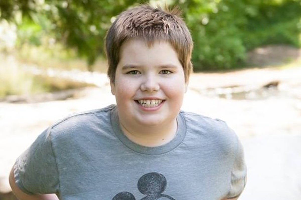 A Boy With Autism Is Receiving Mail From Around The World And It's A ...