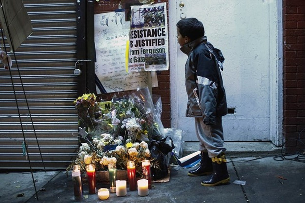 Eric Garner Memorial Burns Down On MLK Day