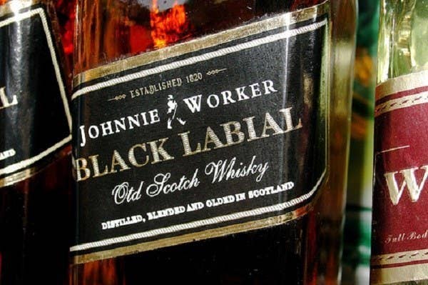 26 Falsificaciones de marcas que te darán risa y lástima al mismo tiempo