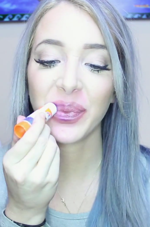 Getting Kylie Jenner's Lips Is Super Easy With This Hilarious Tutorial