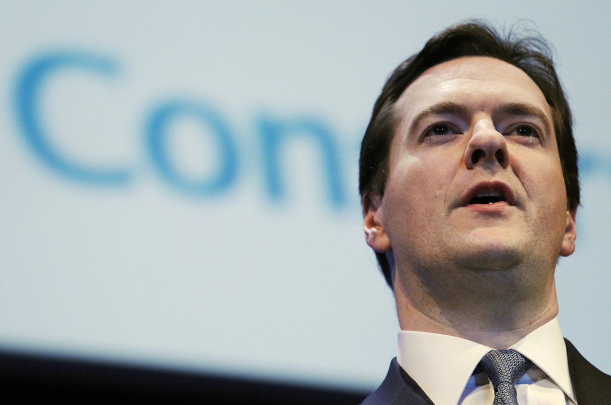 13 Incredibly Awkward Pictures Of Politicians Standing In Front Of ...