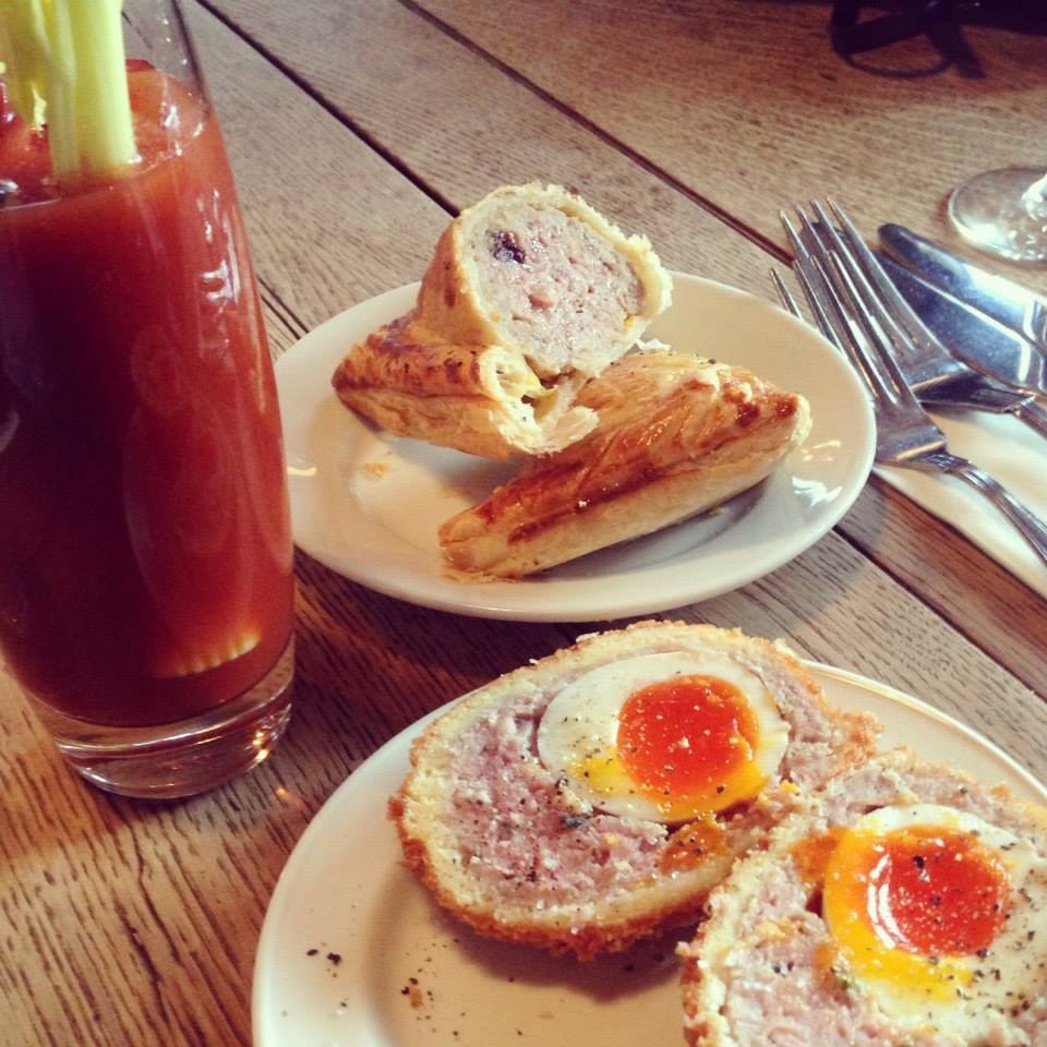 The 13 Vacation Photos That Will Always Make Your Friends Jealous