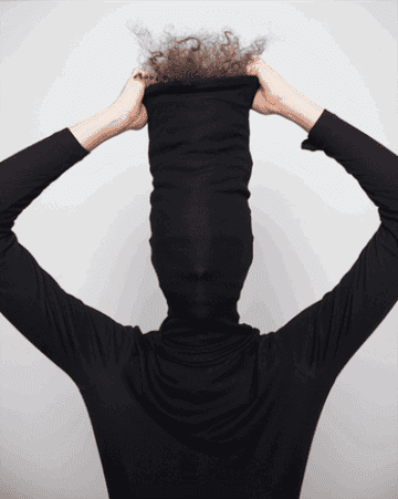 This Artist Turns Models Into Beautiful GIFs That Tell A Story