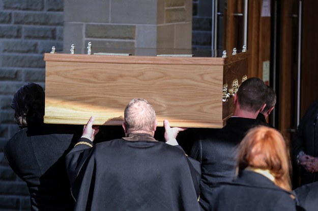 This Couple Loved Each Other So Much Their Family Bought A Double-Sized ...