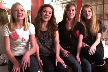 These 4 Girls Sing A Classic Song…But Then Watch The Girl On The Right ...