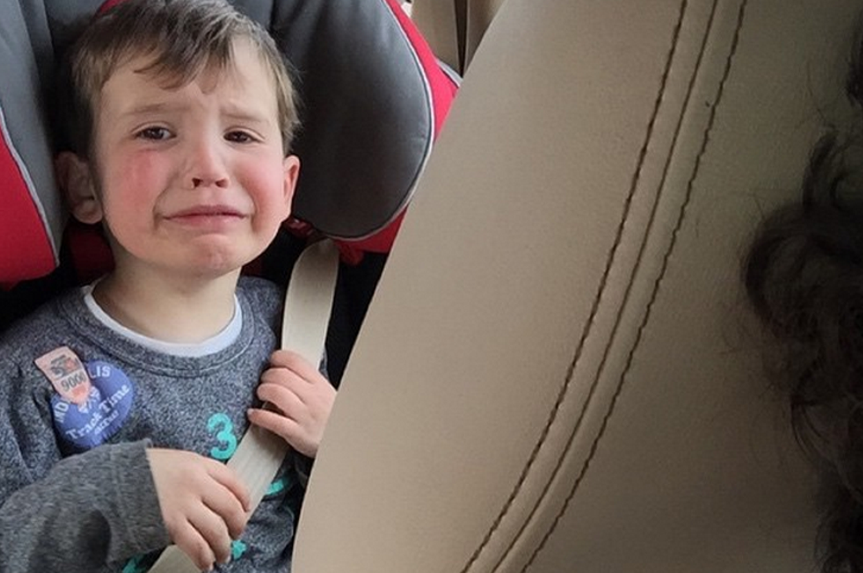 17 Kids Who Are Pissed Off At Their Parents For Absolutely No Reason