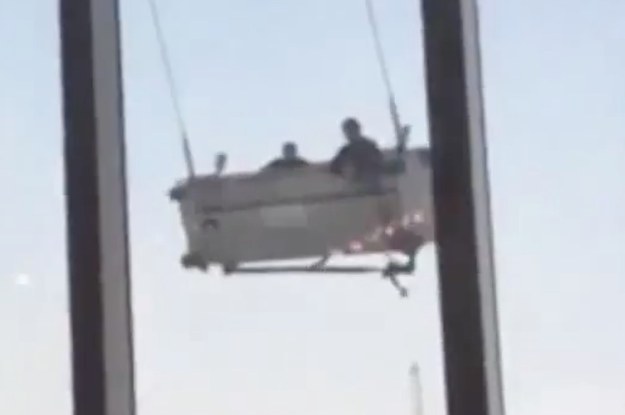 Watch This Jaw-Dropping Video Of Window Washers Caught In A Very Scary ...