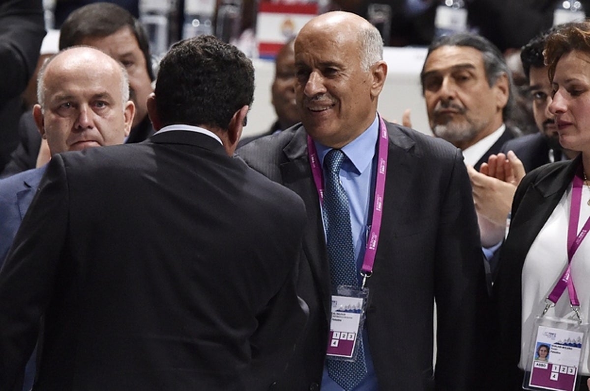 The Israeli And Palestinian FIFA Delegates Just Shook Hands