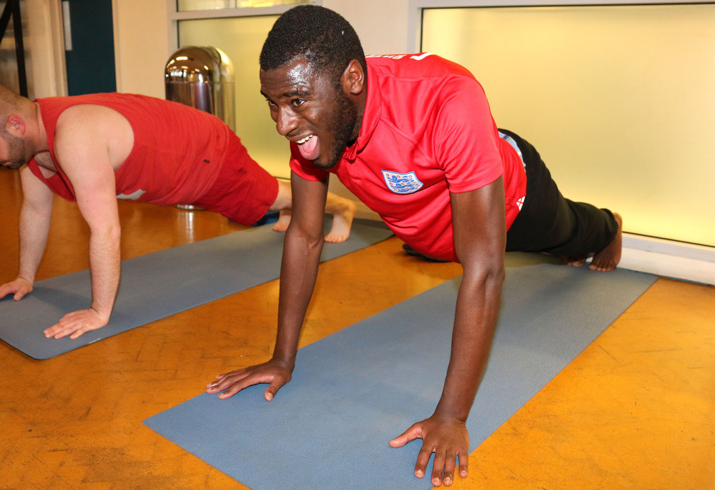 23 Things I Learned At A Broga Class