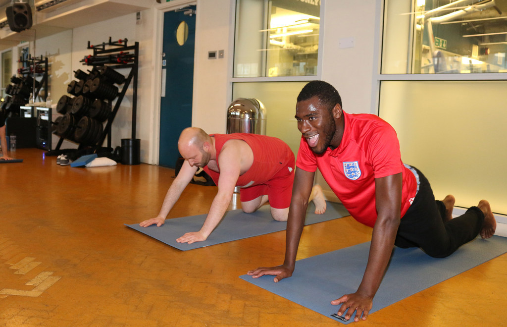 23 Things I Learned At A Broga Class