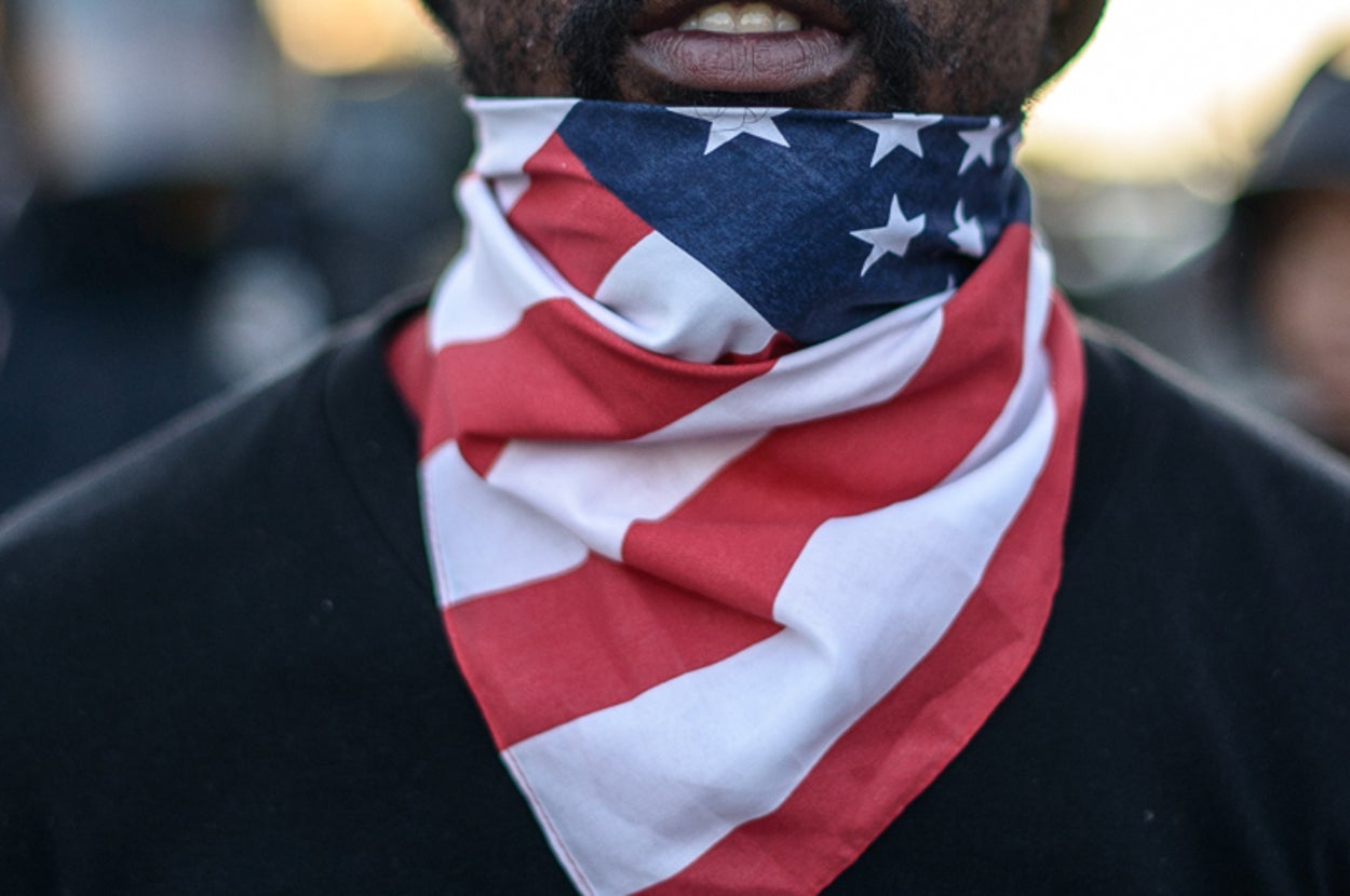 These Powerful Side-By-Side Photos Highlight The Tension Of A Divided ...