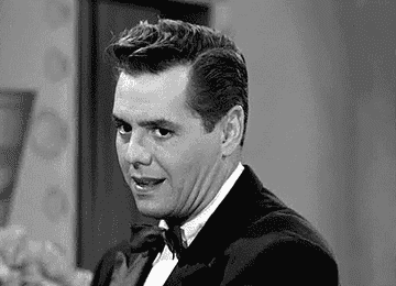 21 Faces Light Sleepers Will Totally Recognize