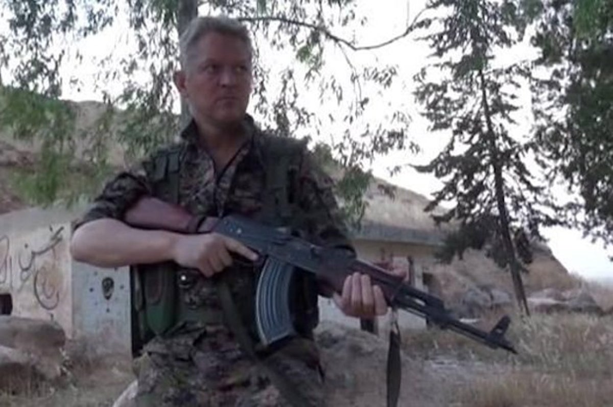 A "Pirates Of The Caribbean" Actor Has Gone To Syria To Fight ISIS