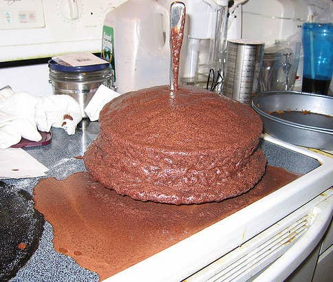 14 Busted Birthday Cakes You Can Probably Do Without
