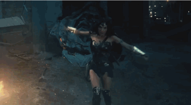 Wonder Woman Debuts In The New "Batman V Superman" Trailer