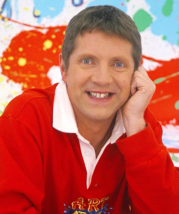 Here's What Neil From "Art Attack" Looks Like Now