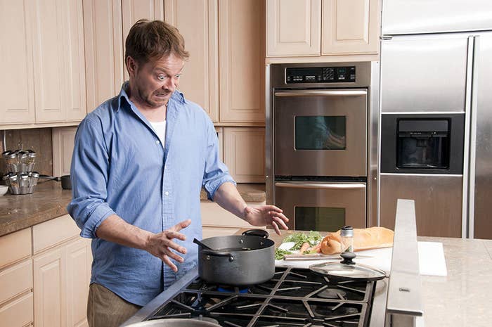 15 Major Struggles Of Not Knowing How To Cook