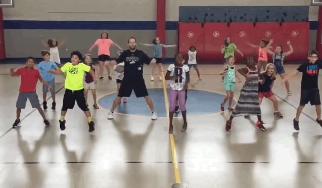 This Gym Teacher Taught His Class a Cardio Version of "Nae Nae" and It ...