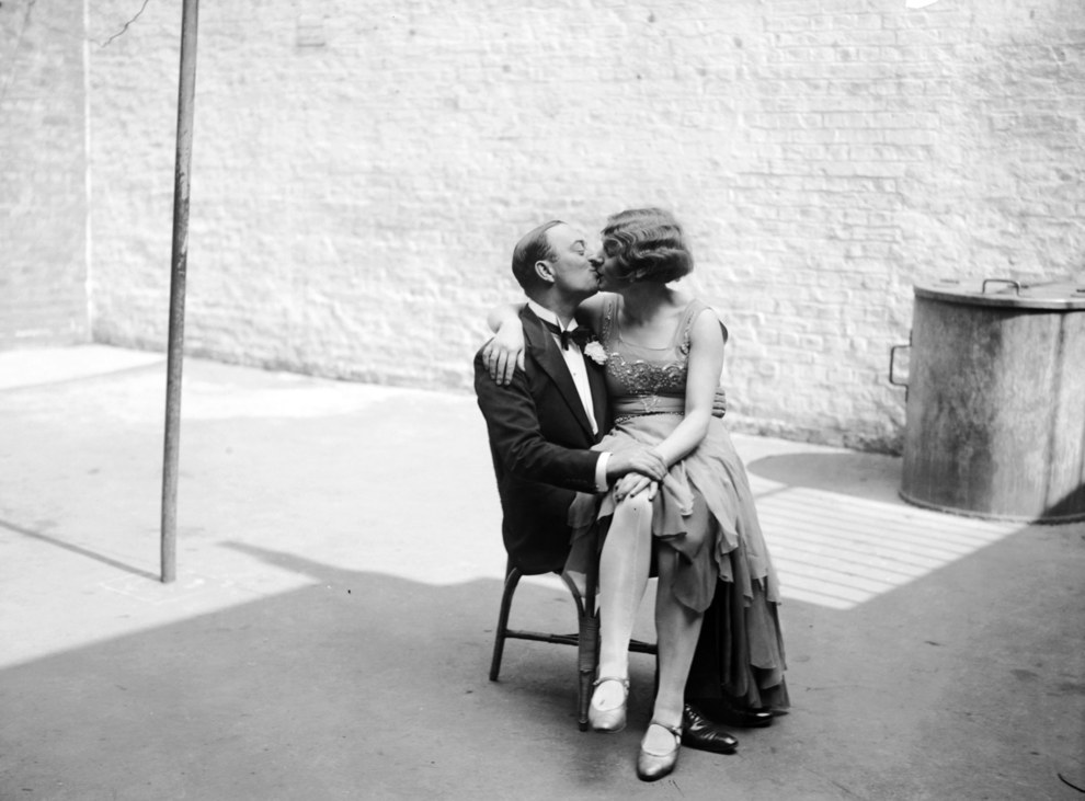 57 Vintage Photos Of Couples That Will Make You Believe In Love