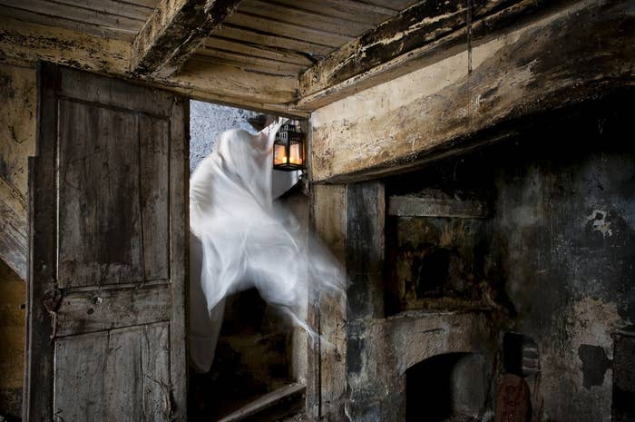 10 Ghosts Who Don't Even Know It's Halloween