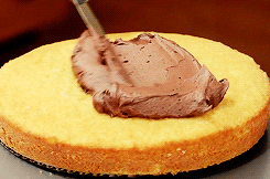 18 Cake GIFs That'll Make You Moist