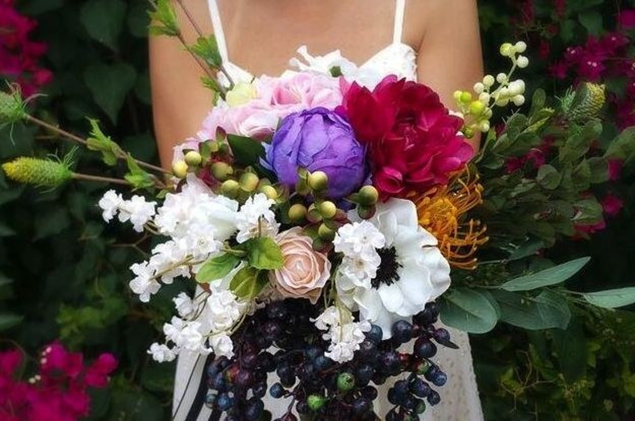 5 Wedding Flower Fails - Faux Flowers To The Rescue!