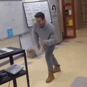 This Calculus Teacher Dressed As Drake And Danced To “Hotline Bling ...