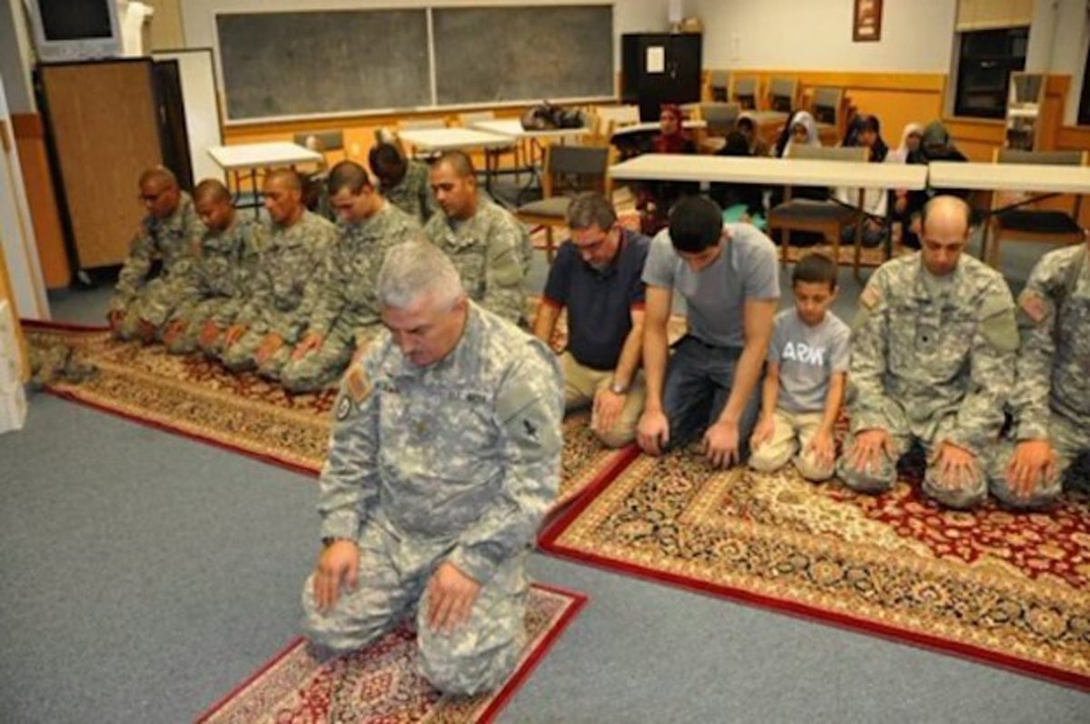 People Are Sharing Photos Of Muslim American Military Members In ...