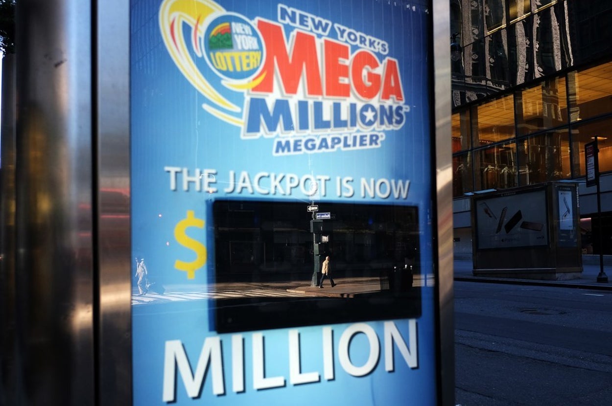 Are You More Likely To Lose Money On Daily Fantasy Or Mega Millions?