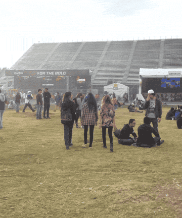 35 GIFs que retratan perfectamente la experiencia de un festival de música