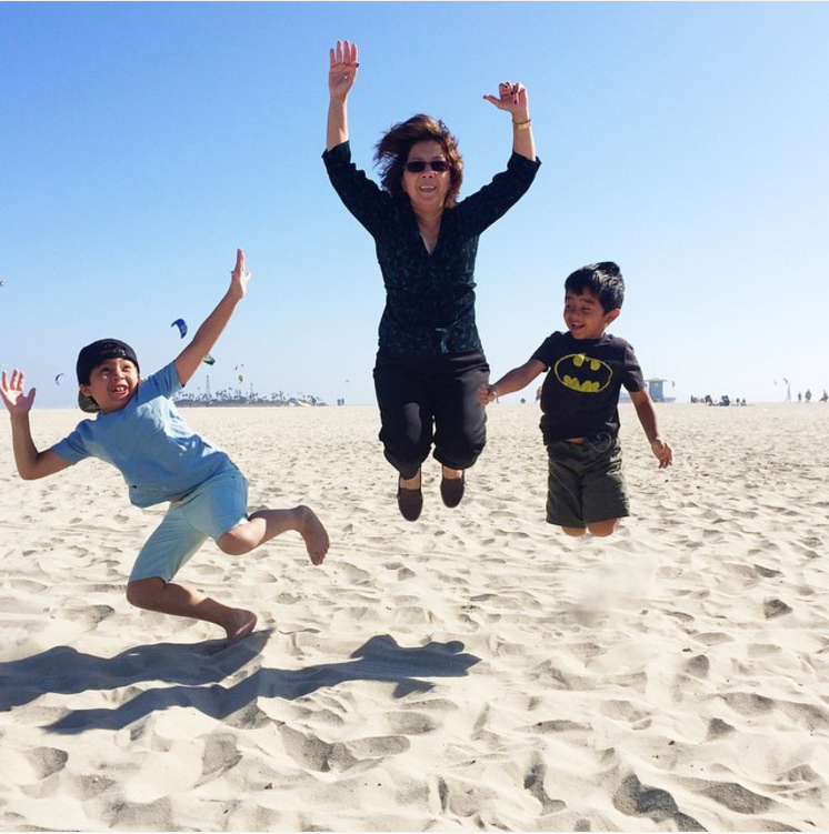 18 Jumping Photos That Failed So Hard They Won