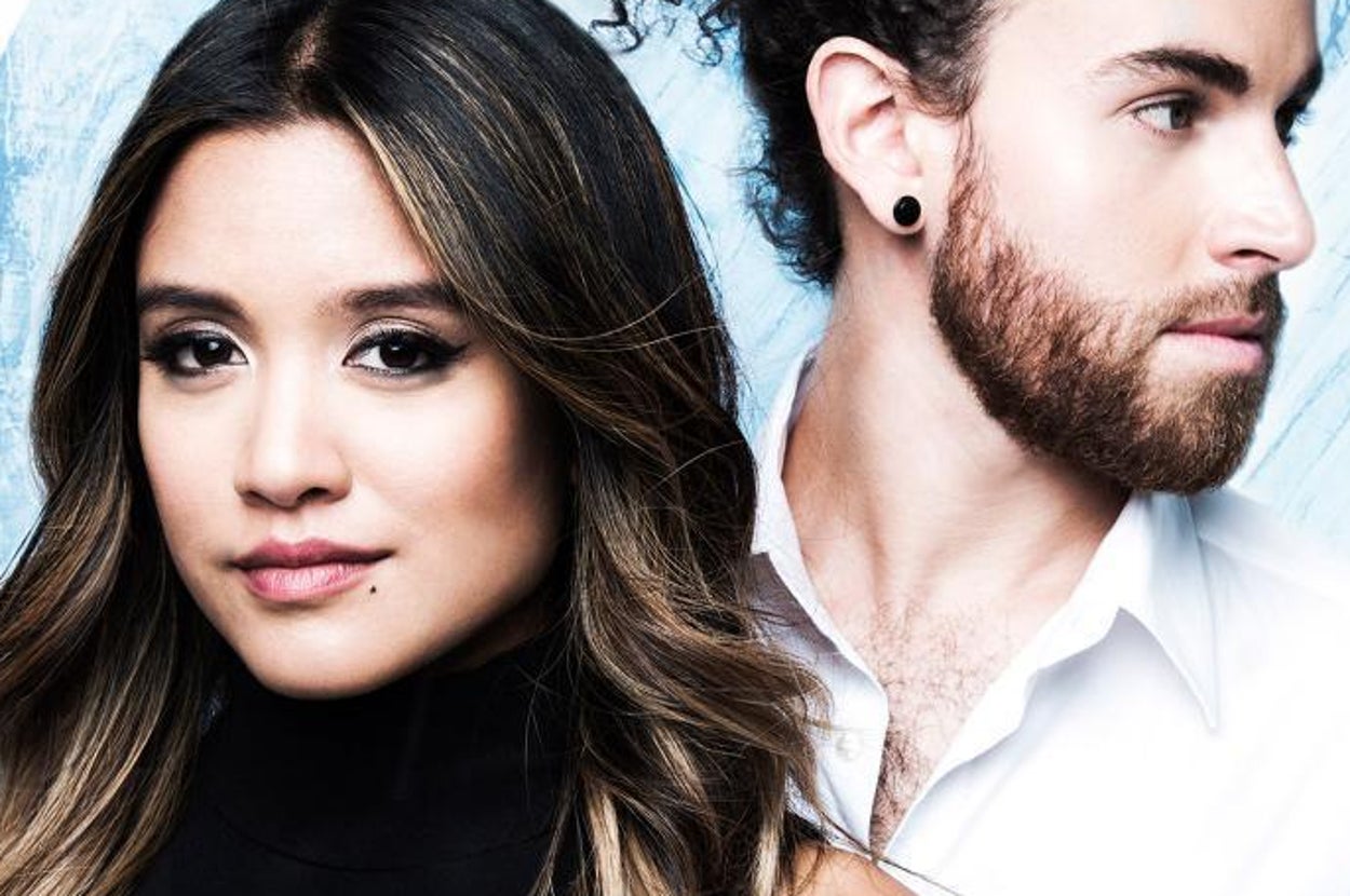 This Duo Covered Every Pop Hit Of 2015 In 3.5 Minutes