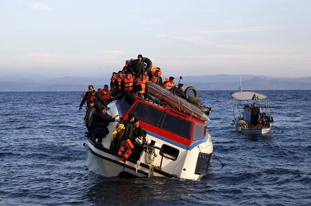 Six Refugee Children Drown After Boat Capsizes Off The Coast Of Turkey