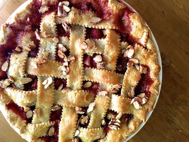 17 Delicious Pies For People Who Love Baking