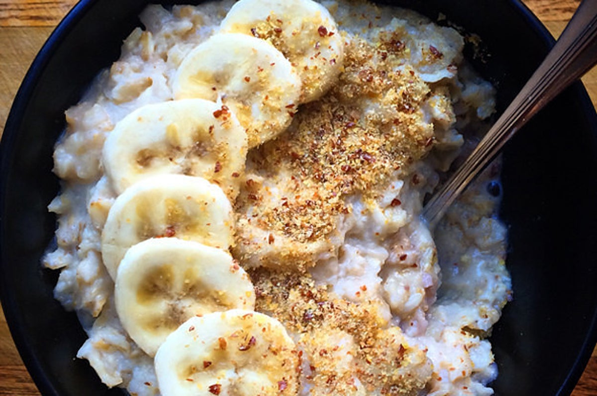 13 Insanely Clever Oatmeal Tricks You Need To Try