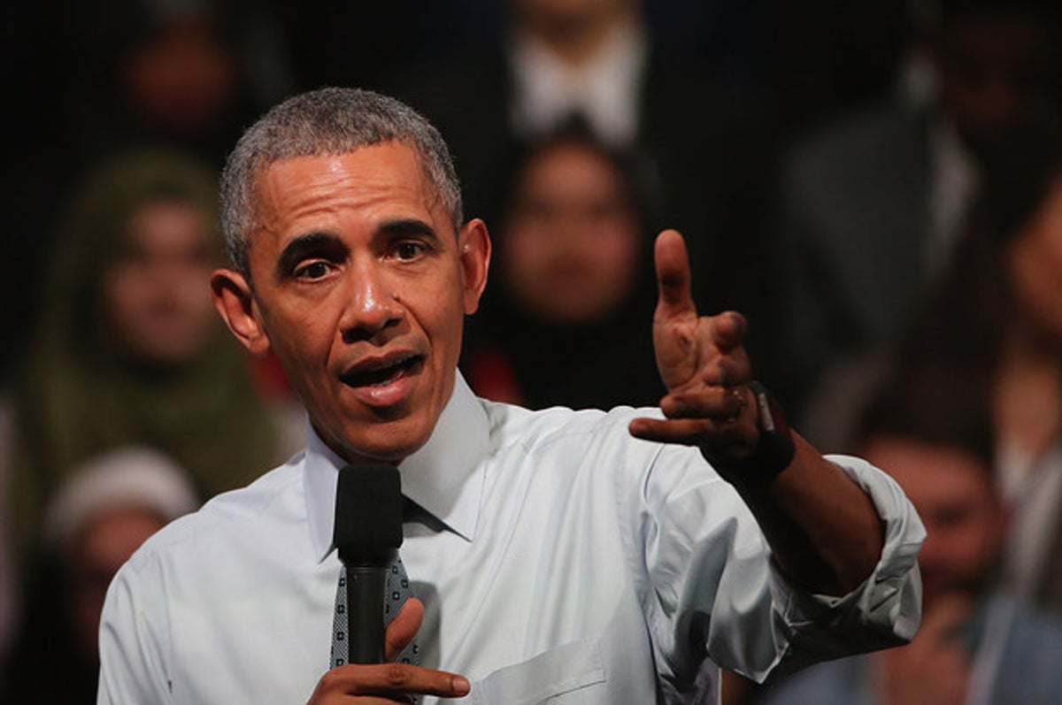 Obama: Groups Like Black Lives Matter "Can't Just Keep On Yelling"