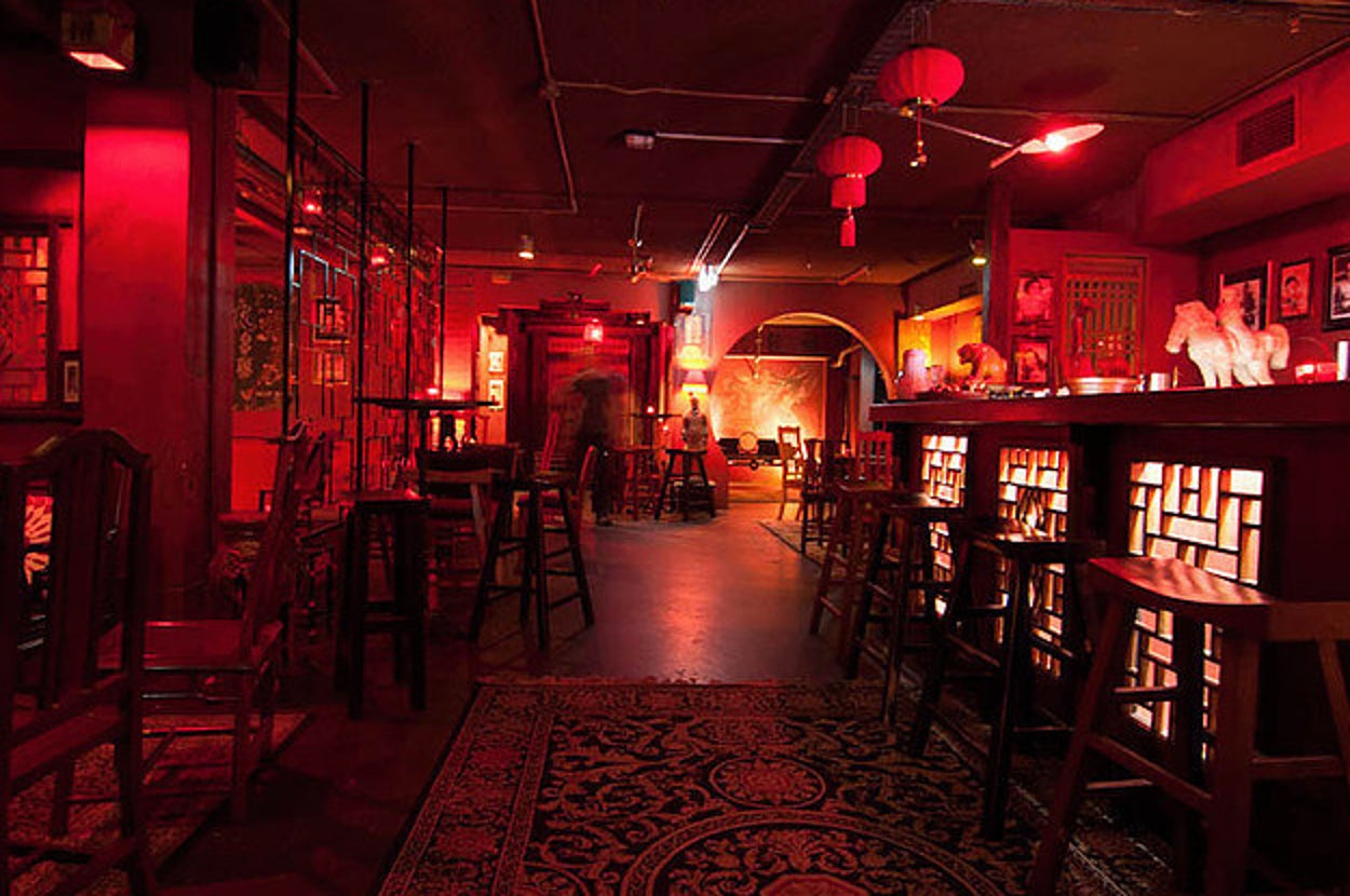 10 Of The Best Dimly Lit Bars That Are Really Hard To Take Photos In