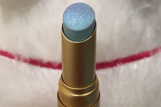 17 Incredibly Satisfying Pictures For People Who Love Makeup