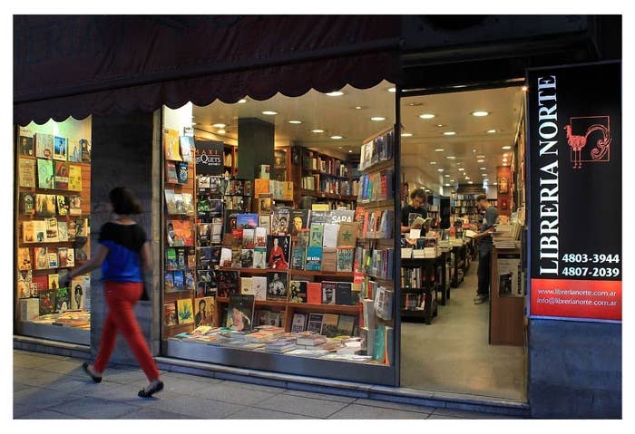 10 Librerías porteñas que todo turista debe conocer