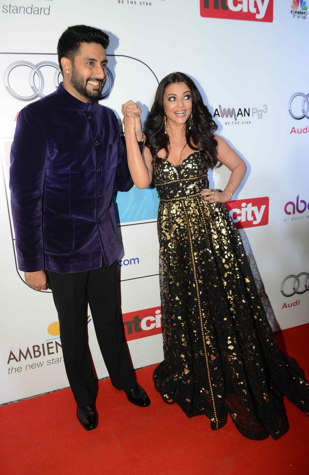 7 Pictures Of Aishwarya Rai Bachchan And Abhishek Bachchan Being ...