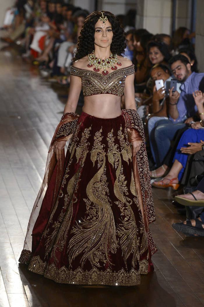 Kangana Ranaut Walked The Ramp For India Couture Week And Looked Like A ...