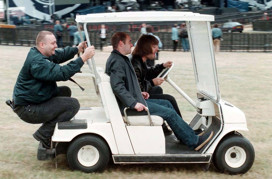 liam gallagher patsy kensit knebworth