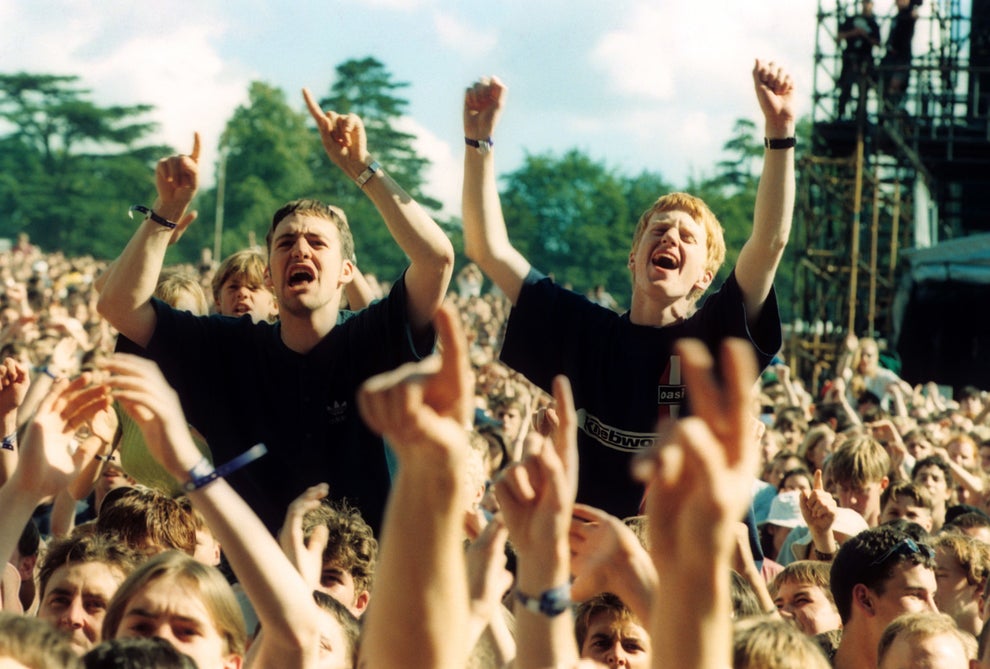 Oasis Played Their Massive Gig At Knebworth 20 Years Ago Today